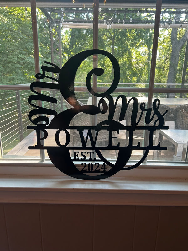 Mr & Mrs Custom Sign – Bench and Bolt